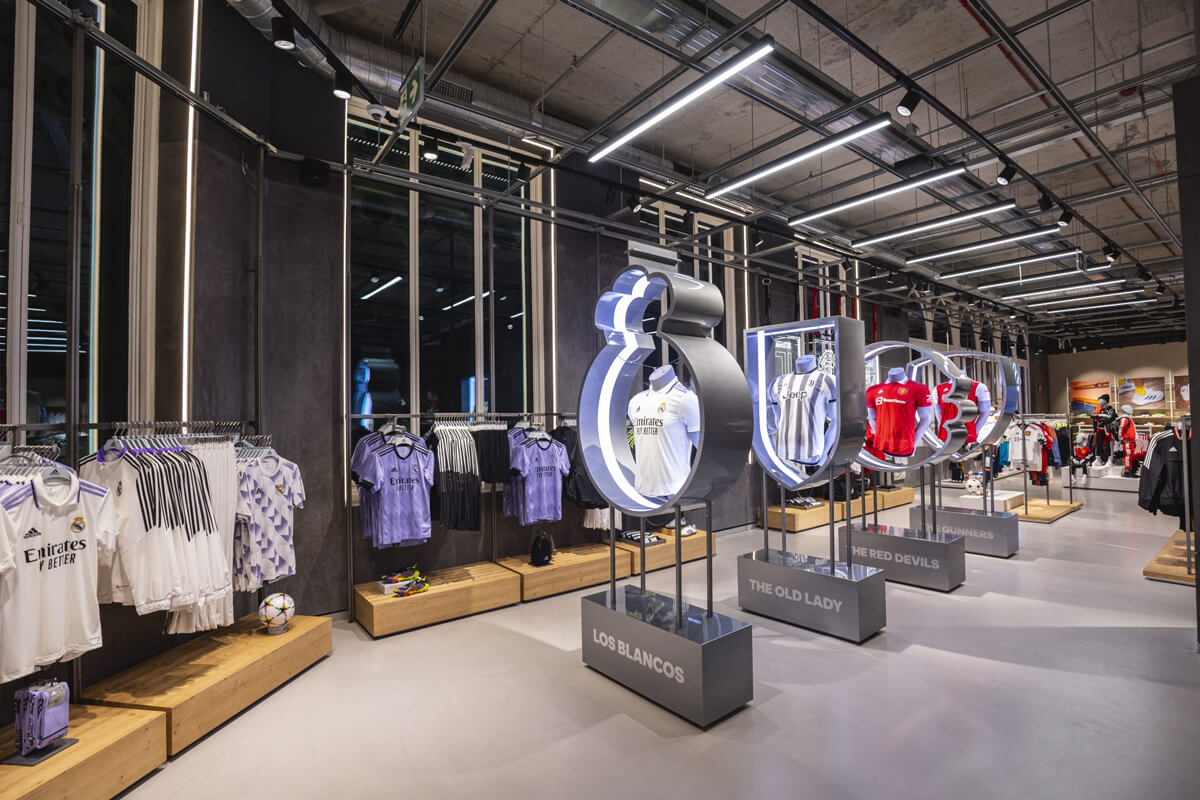 Adidas Flagship Barcelona - g4 group Architecture, engineering and design