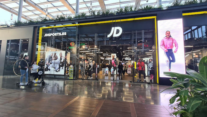 JD Sports Several Places - g4 group Architecture, engineering and design