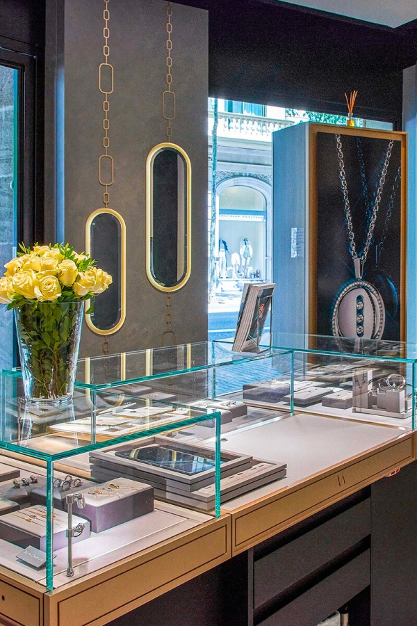 Messika Store Barcelona - g4 group Architecture, engineering and design